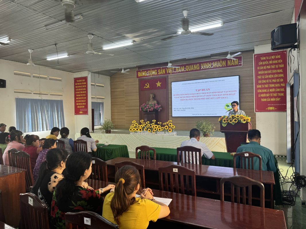 Phường Long Bình tập huấn và hướng dẫn sử dụng app Grac