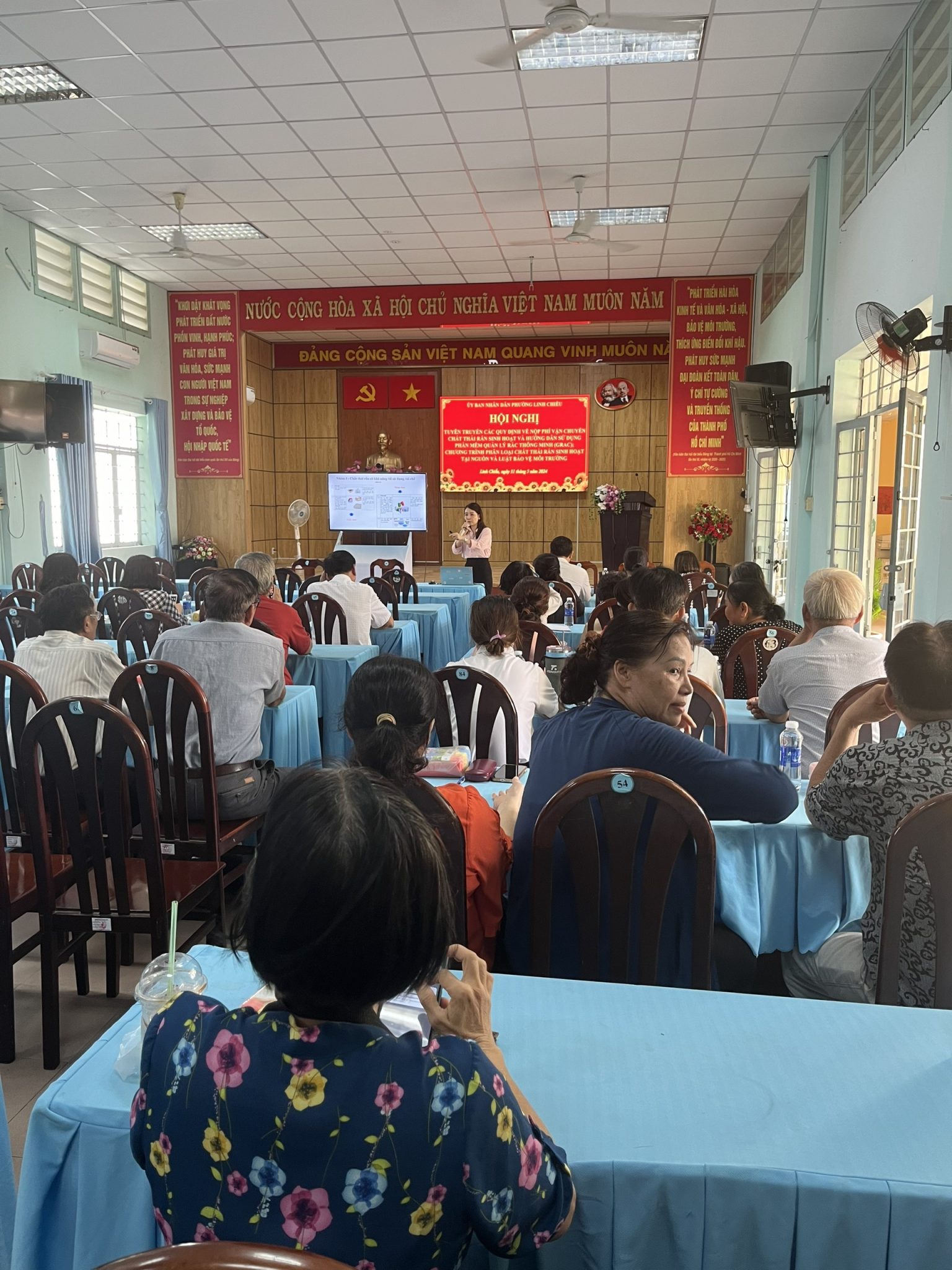 Grac tuyên truyền phí vận chuyển và hướng dẫn sử dụng app Grac cho ...